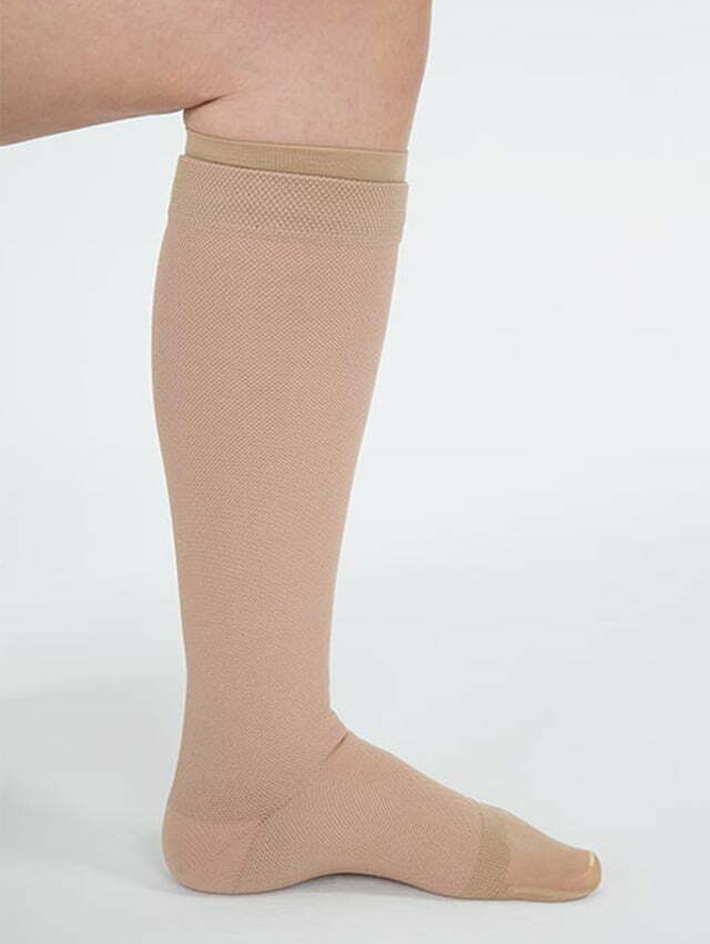 Sigvaris Ulcer Compression for Below Knee Length | NovoMed